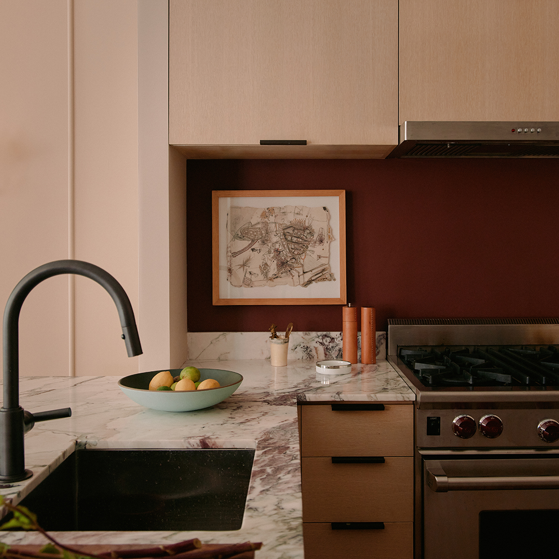 Bond Solo Series One Hole Gooseneck Integrated Pull Spray Kitchen ...