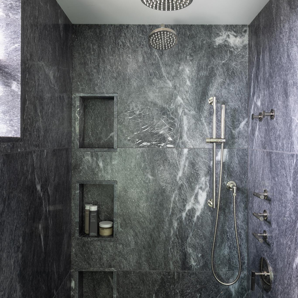 Discover Flyte Handshower On Bar with Metal Handle Online | Waterworks